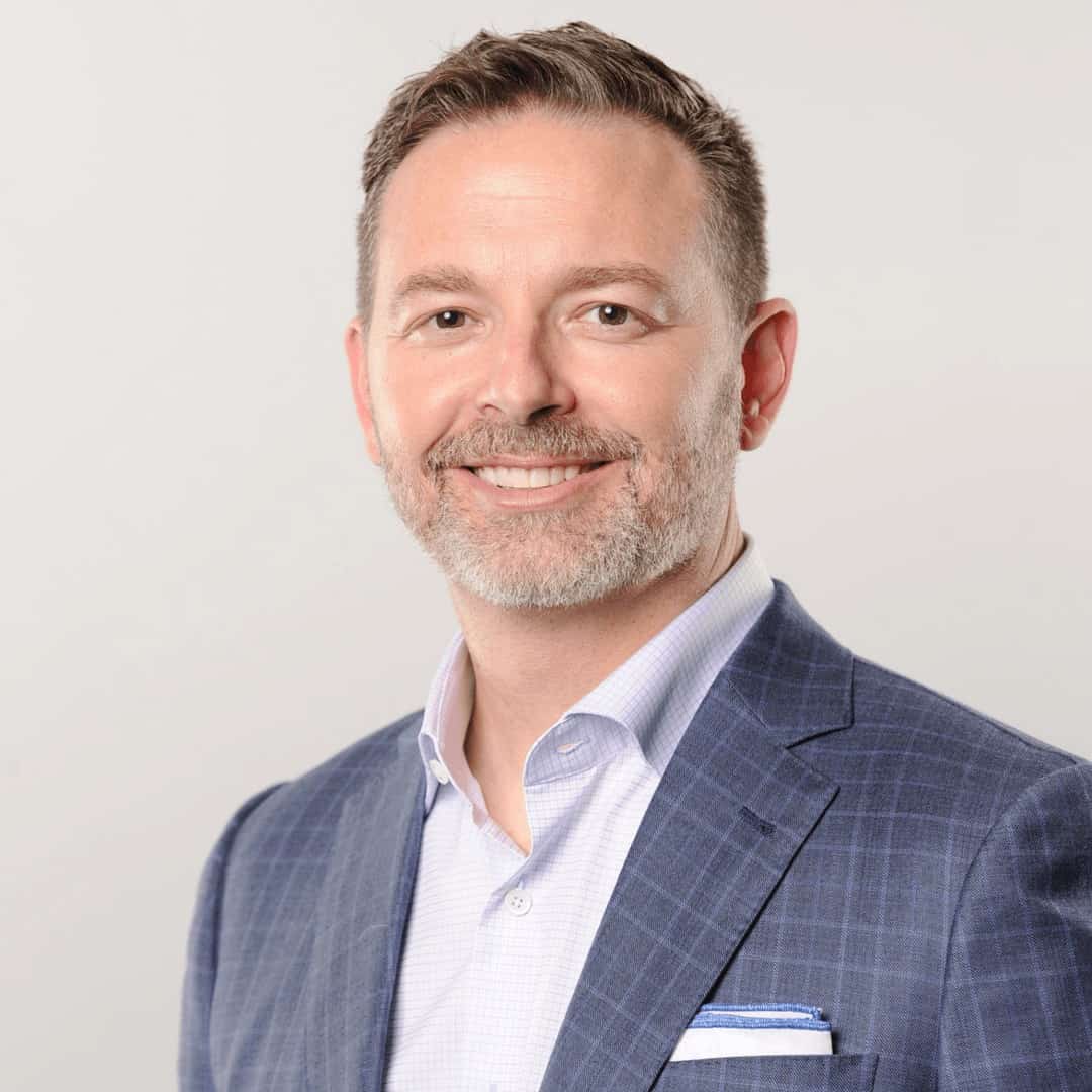 Full Arch and Remote Anchorage Implant Complications